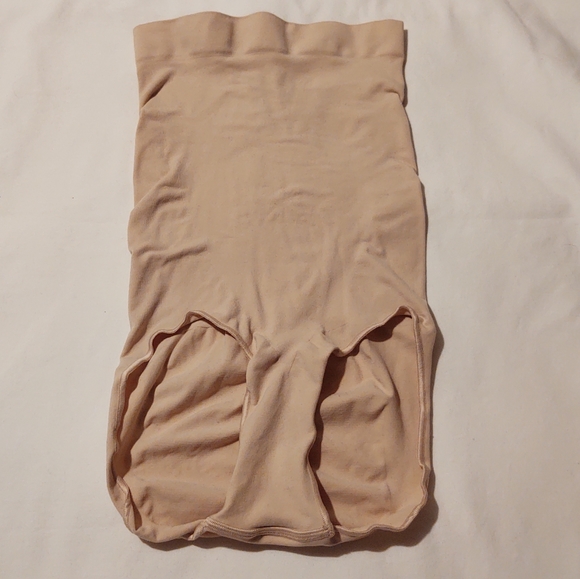 SKIMS | Intimates & Sleepwear | Skims High Rise Panty Shapewear | Poshmark